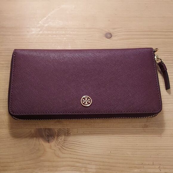Tory Burch | Bags | Tory Burch Robinson Continental Zip Around Wallet ...